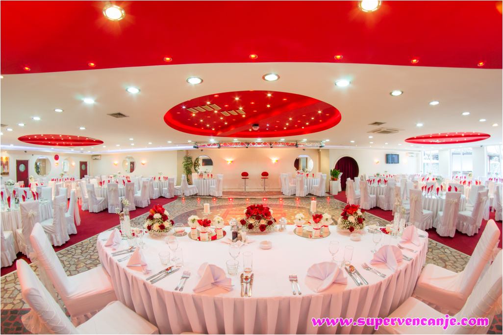 RESTORAN FILMSKI GRAD - SVE ZA VENČANJA I SVADBE