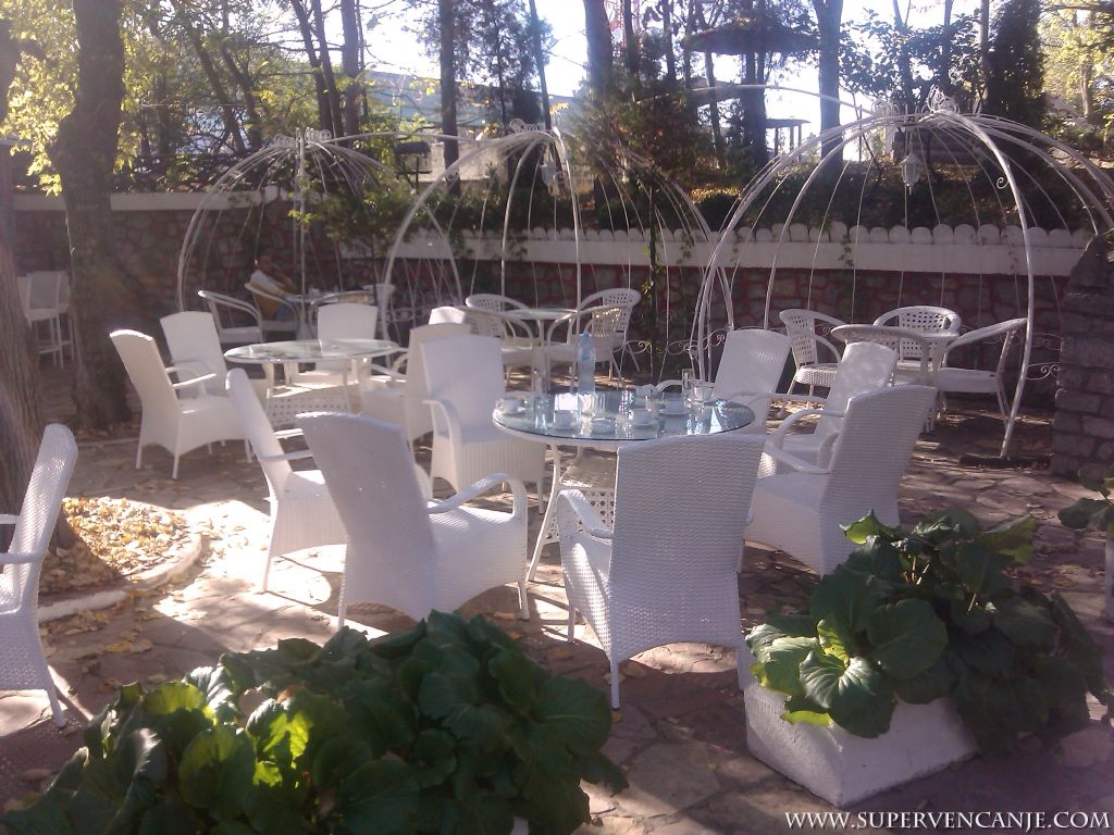 RESTORAN FILMSKI GRAD - SVE ZA VENČANJA I SVADBE