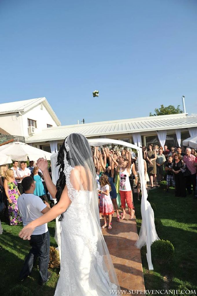 JET SET LUX RESTORAN - SVE ZA VENČANJA I SVADBE